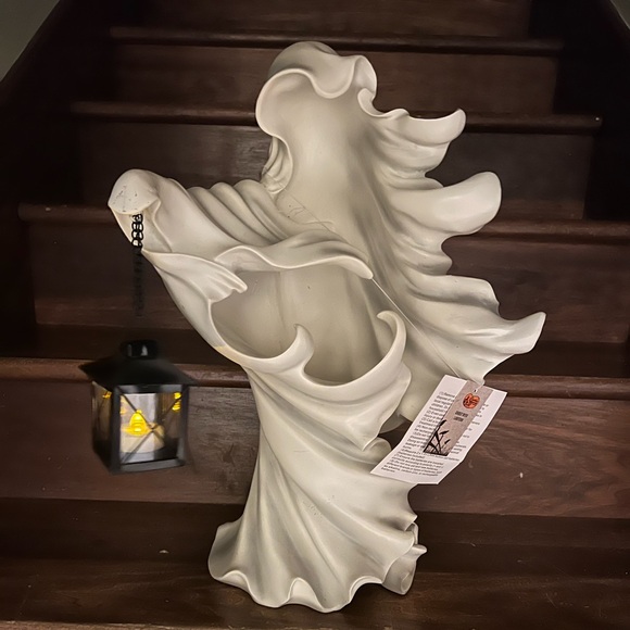 Cracker Barrel Ghost Lantern